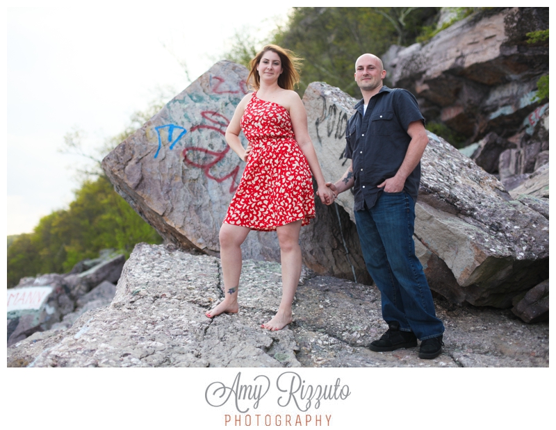 GREEN POND ENGAGEMENT : KRISTEN + BRYAN - Amy Rizzuto Photography