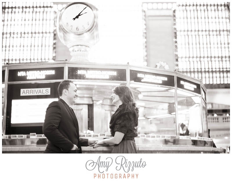 NYC GRAND CENTRAL ENGAGEMENT : KRISTEN + WILL - Amy Rizzuto Photography